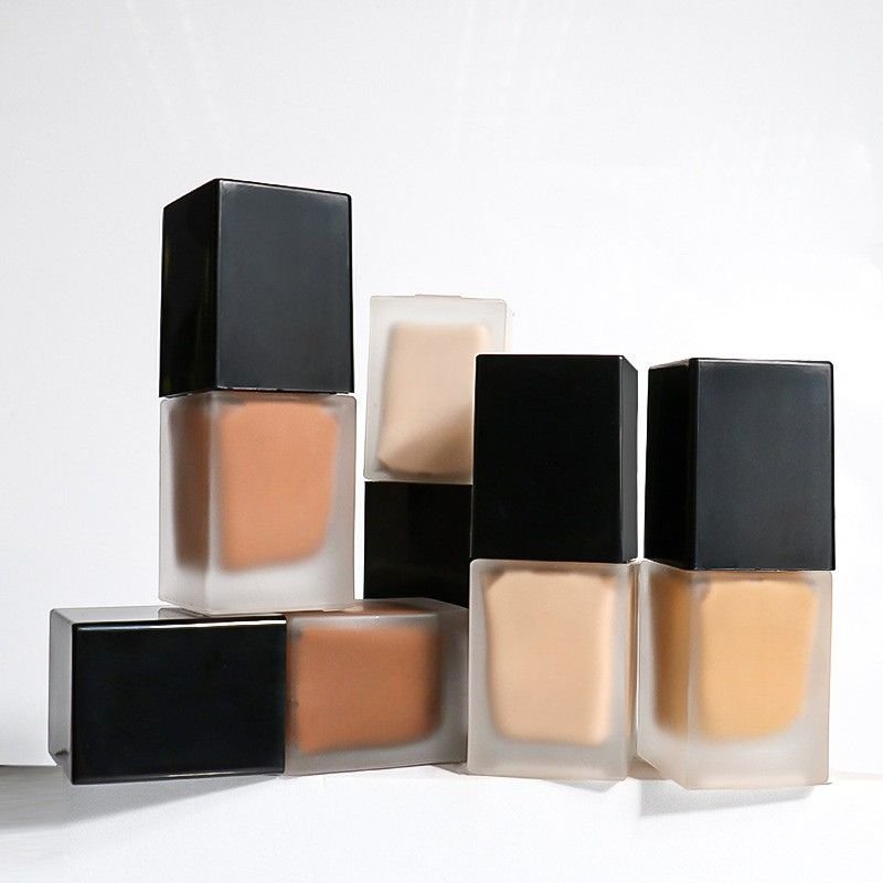 Smooth Natural-Looking Liquid Foundation – luminebeautymfg.com